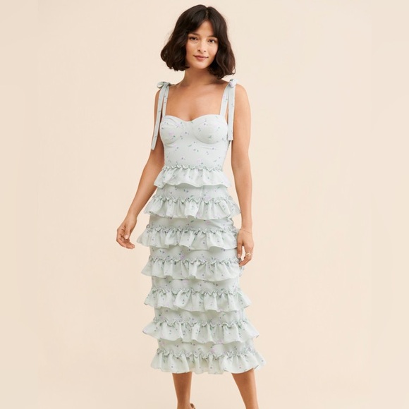Wayf | Dresses | Wayf Masie Tiered Midi Dress Large Floral Blue | Poshmark